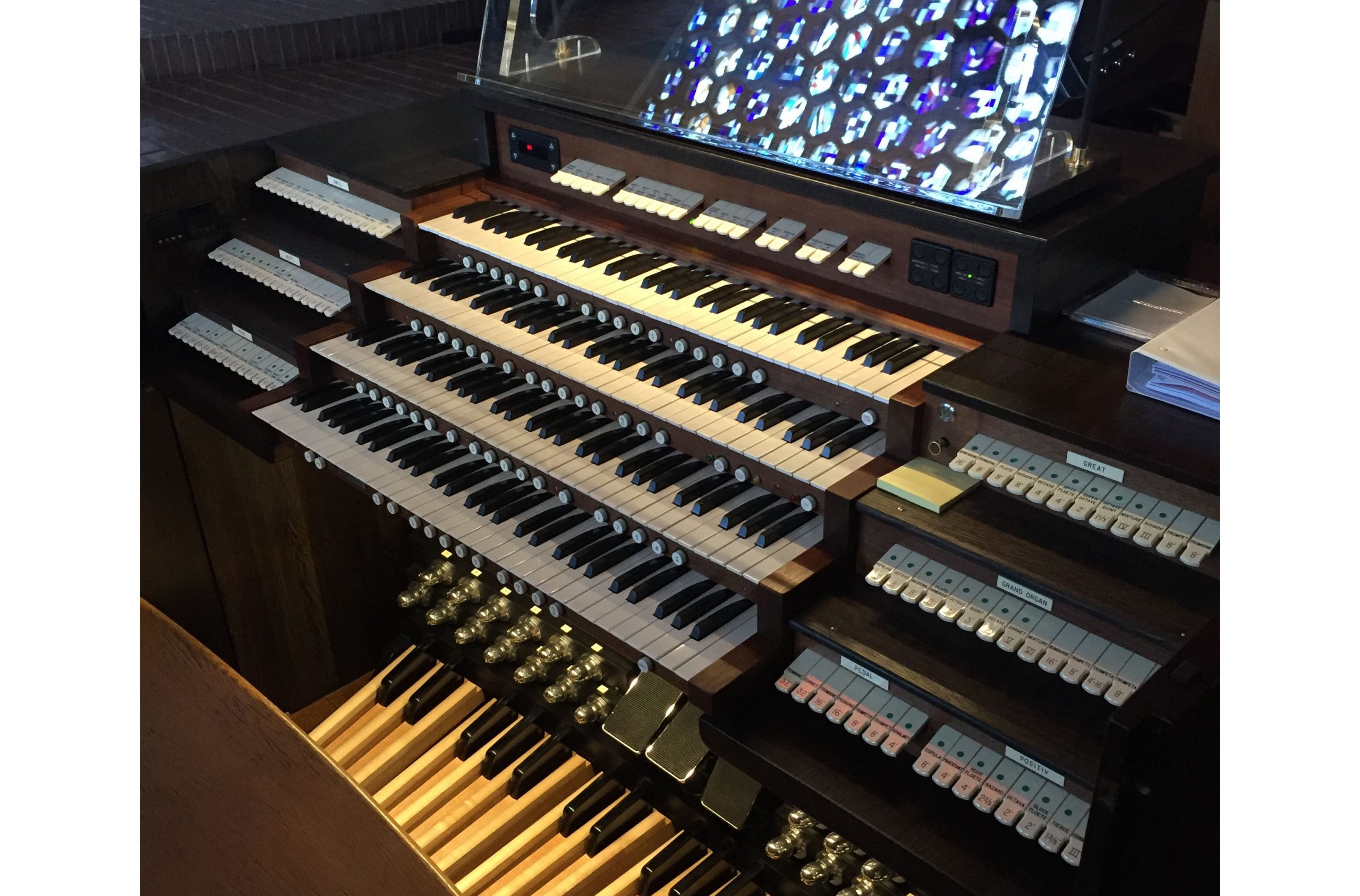 Organ Playing Series: "The Organist As..." - PrayTellBlog