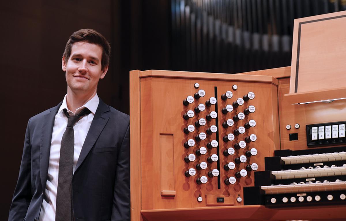 PrayTellBlog - Worship, Wit & Wisdom